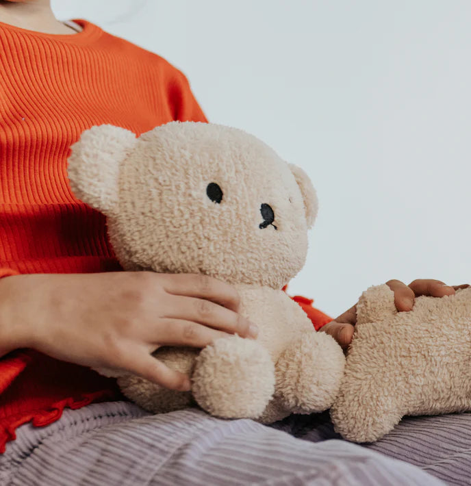 Tips for storytime with kids who wriggle away! – Wilf & Friends